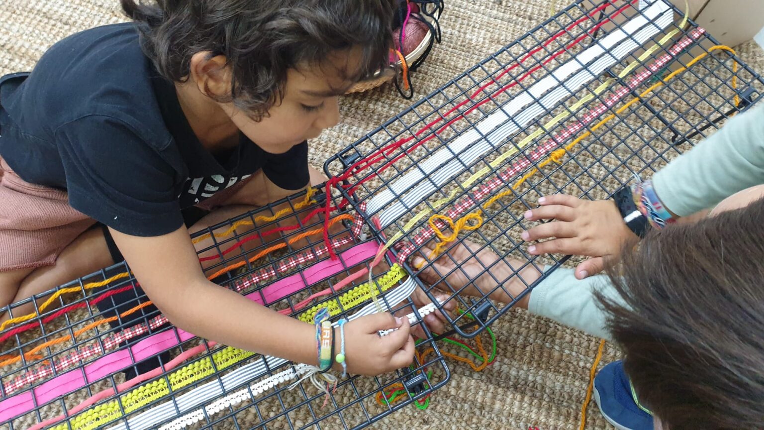 How to incorporate loose parts play into your daily routine (includes ...