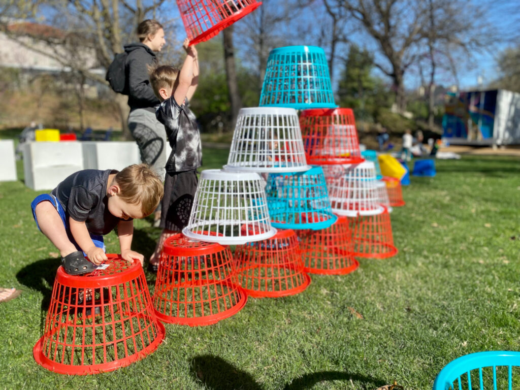 How to incorporate loose parts play into your daily routine (includes ...