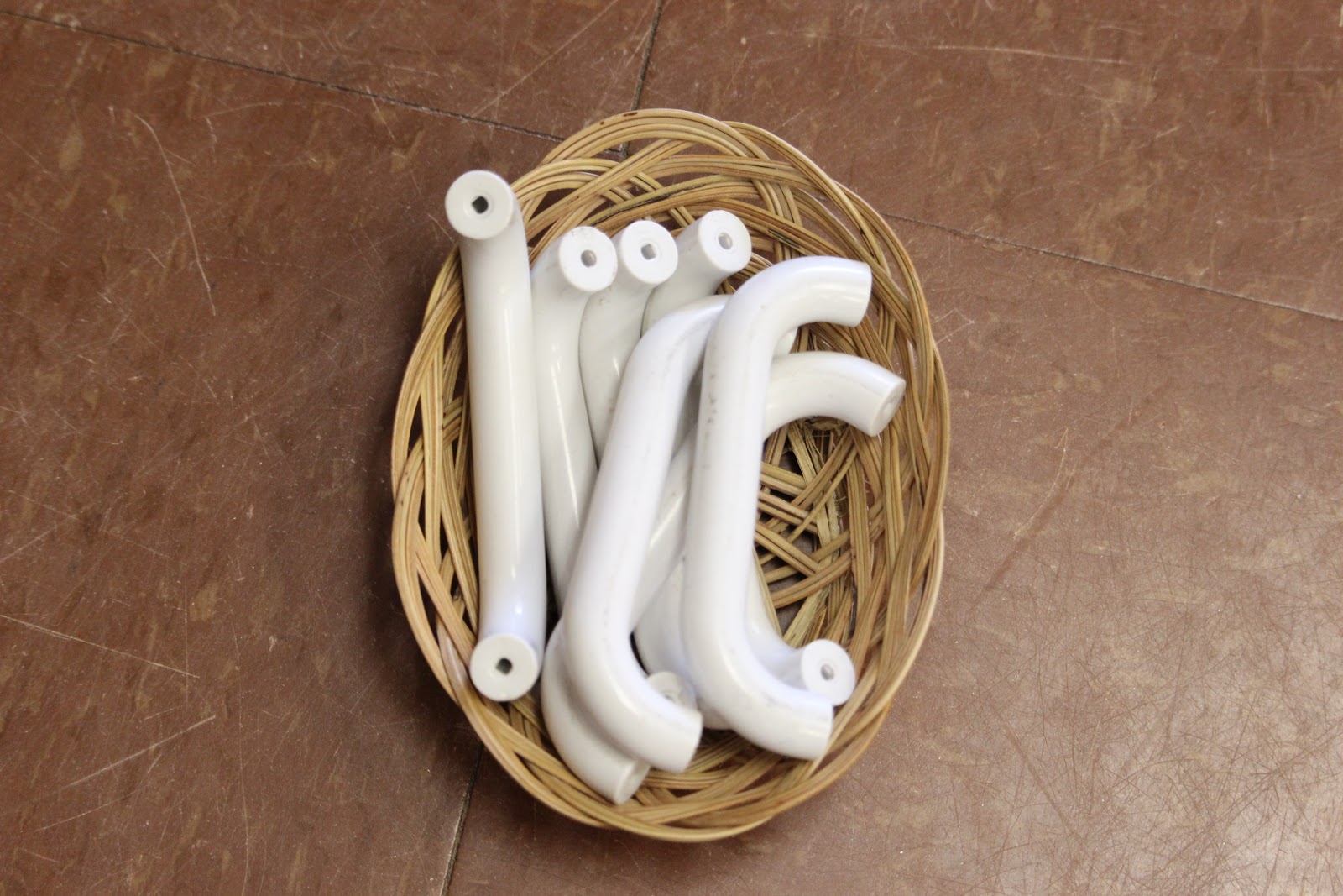 Loose Parts: Playing with Plastic! - Wunderled